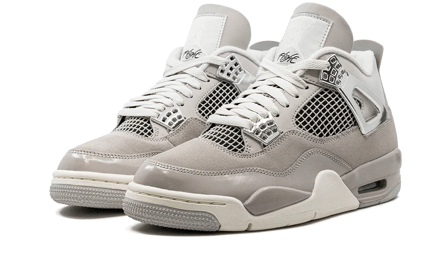 air-jordan-4-retro-frozen-moments4_png.webp?v=1712516268
